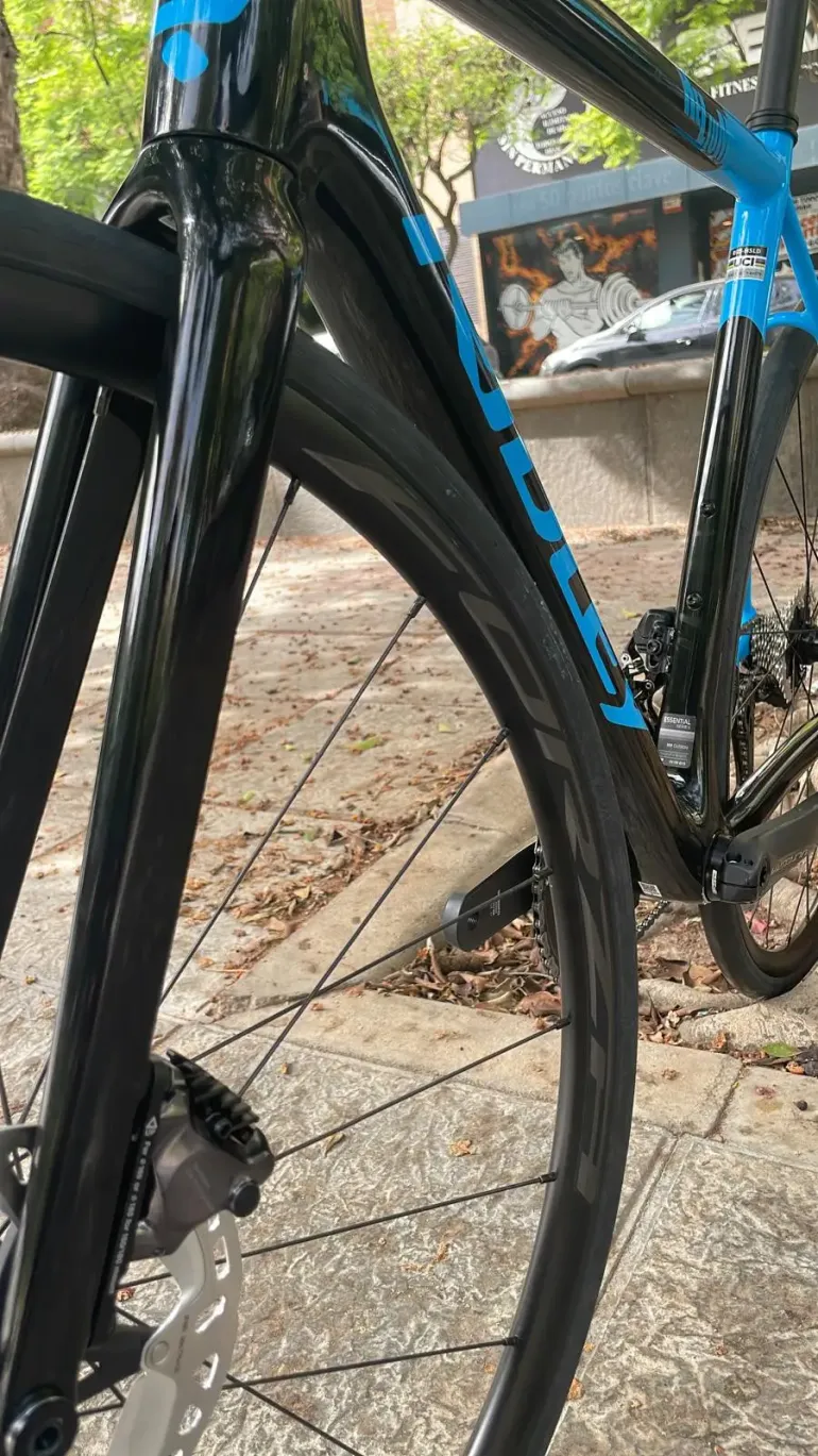 Ridley Helium Disc - Shimano Ultegra 2x11sp used in S | buycycle