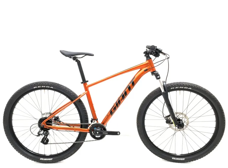 Achetez un vélo d'occasion Giant Talon 3 en M | buycycle