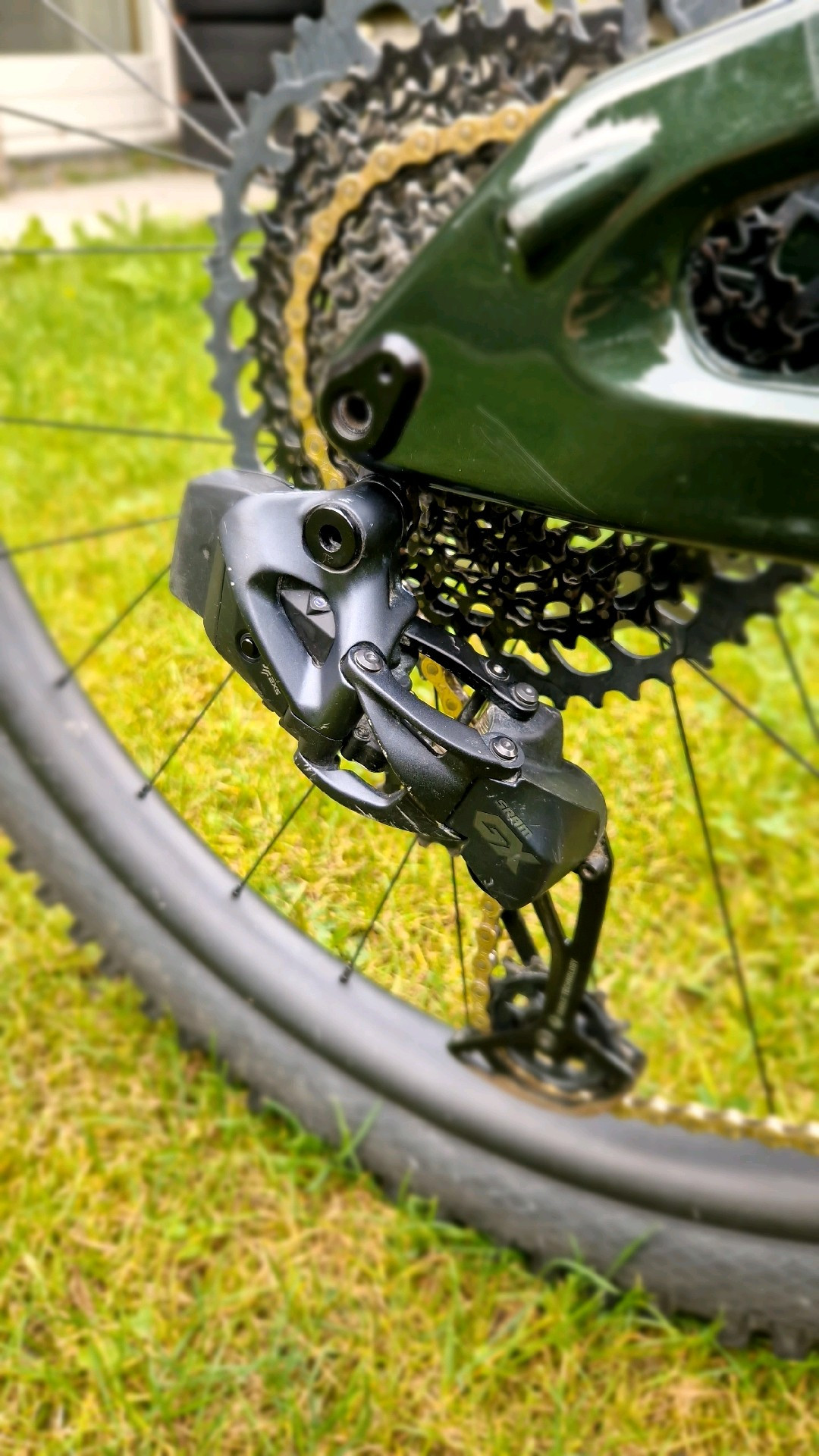 Deviate CLAYMORE Frame used in LG | buycycle