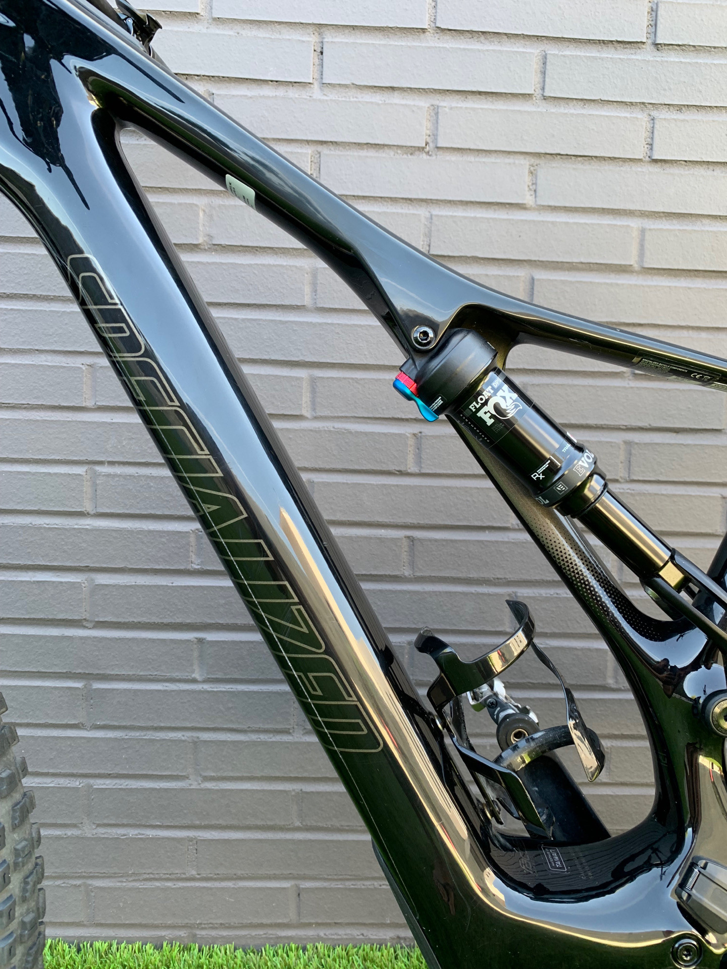 Specialized Turbo Levo SL Comp Carbon used in LG | buycycle