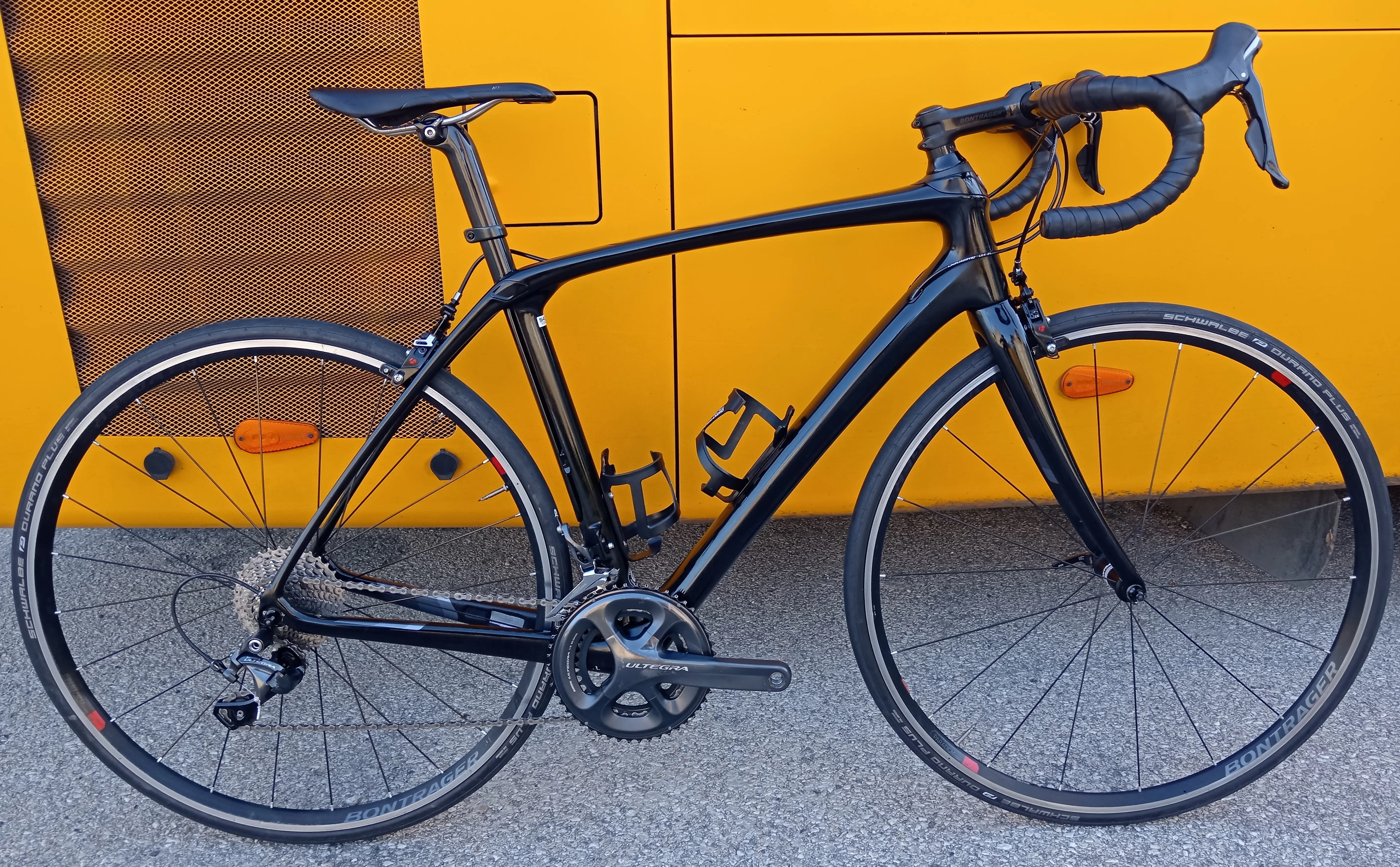 Trek Domane slr6 used in 54 cm | buycycle UK