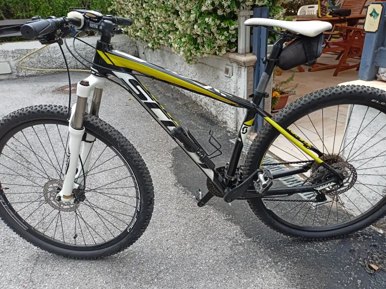 Scott Scale 970 used in M | buycycle