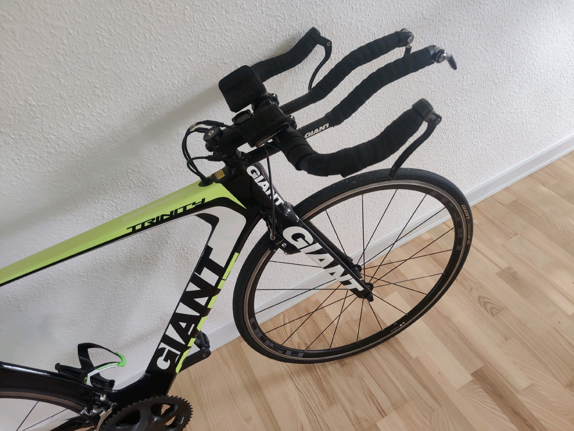 Giant Trinity Composite 1 gebraucht kaufen LG | buycycle