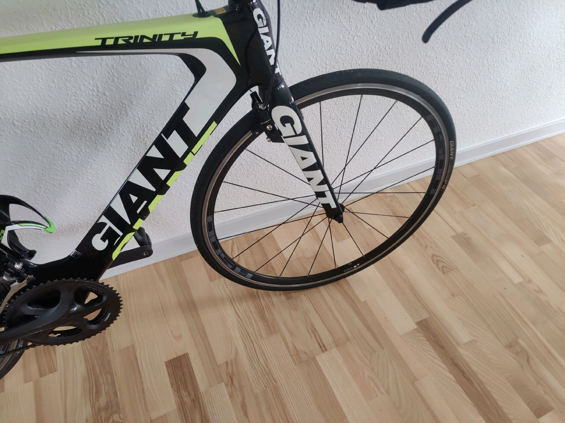 Giant Trinity Composite 1 gebraucht kaufen LG | buycycle