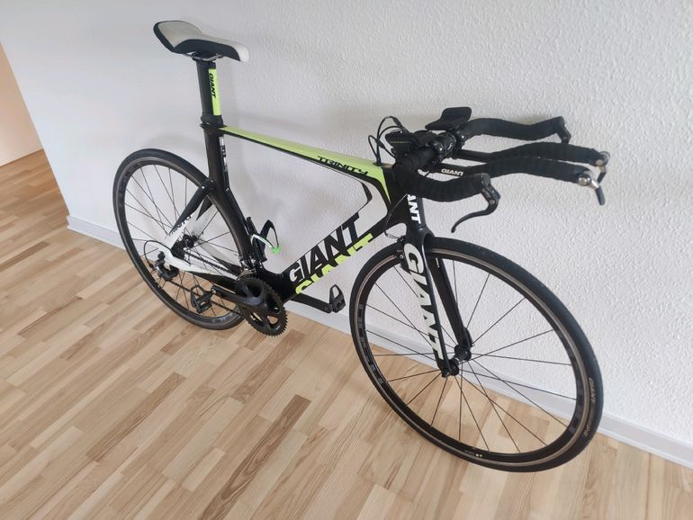 Giant Trinity Composite 1 gebraucht kaufen LG | buycycle
