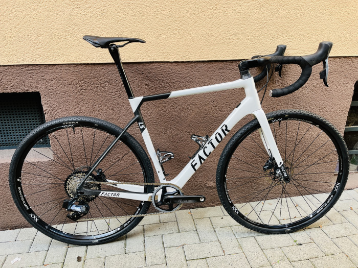Factor LS used in 56 cm | buycycle