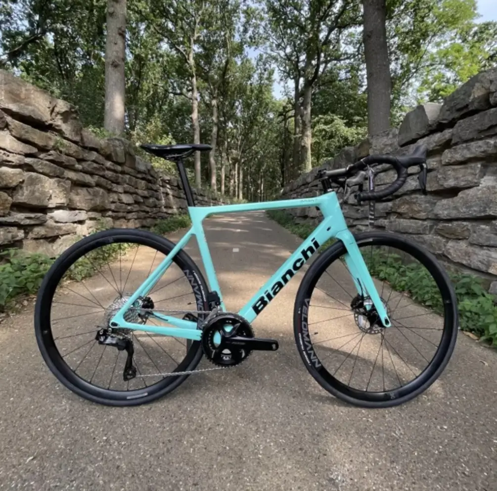 Bianchi Sprint 105 DI2 Disc used in 55 cm | buycycle