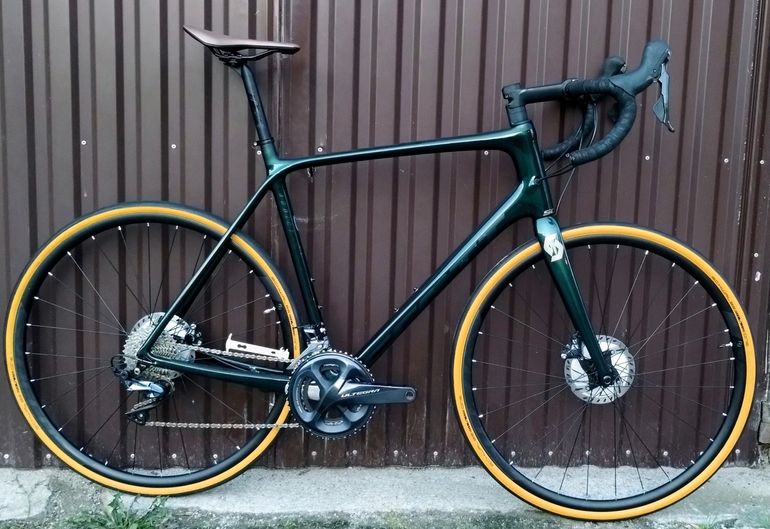 Scott Addict 10 disc gebraucht kaufen 58 cm | buycycle