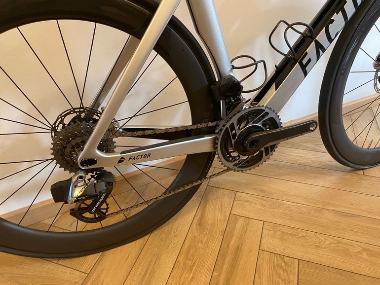 Factor One used in 54 cm | buycycle