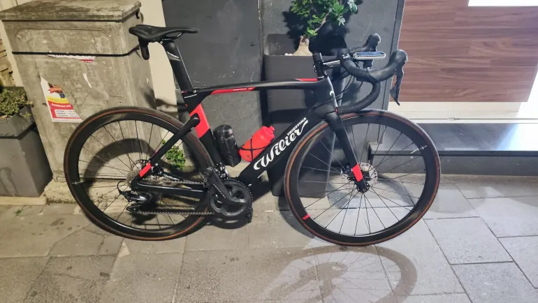 Wilier Cento 1 Air Disc Ultegra used in 54 cm | buycycle