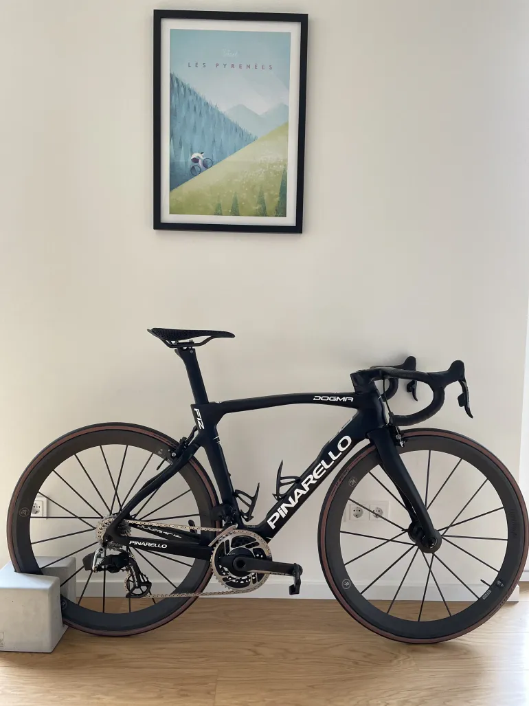Pinarello DOGMA F12 RED ETAP AXS Rim used in 52 cm | buycycle