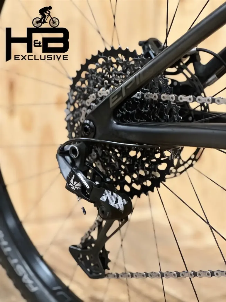 Specialized Epic Comp Carbon EVO used in XL | buycycle