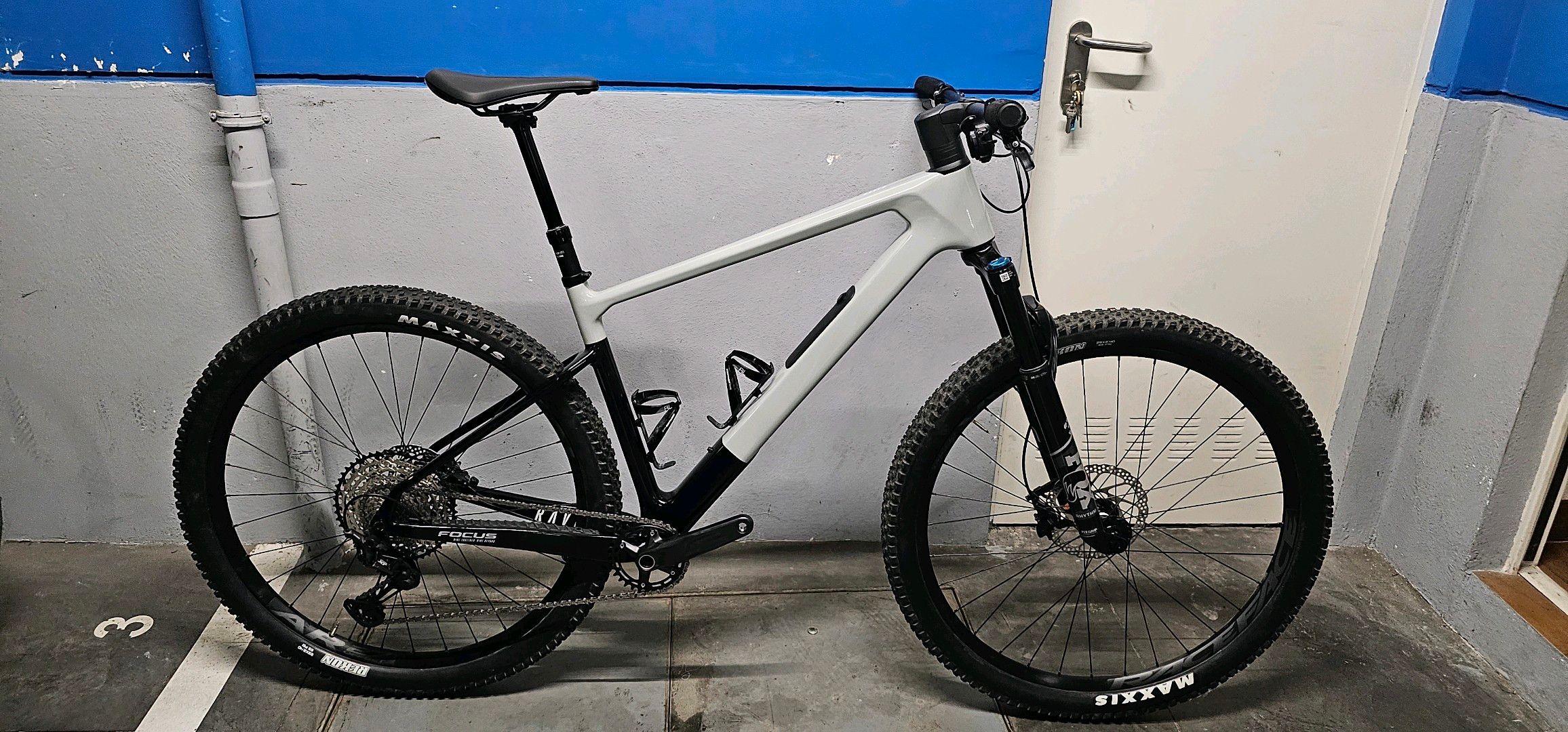 Focus RAVEN 8.8 gebruikt in LG | buycycle