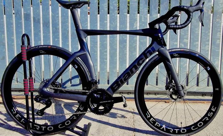 Bianchi Oltre PRO - Durace Di2 used in 57 cm | buycycle