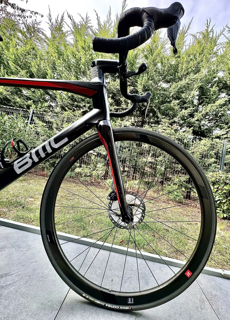 Achetez un vélo d'occasion BMC Roadmachine RM01 en 56 cm | buycycle