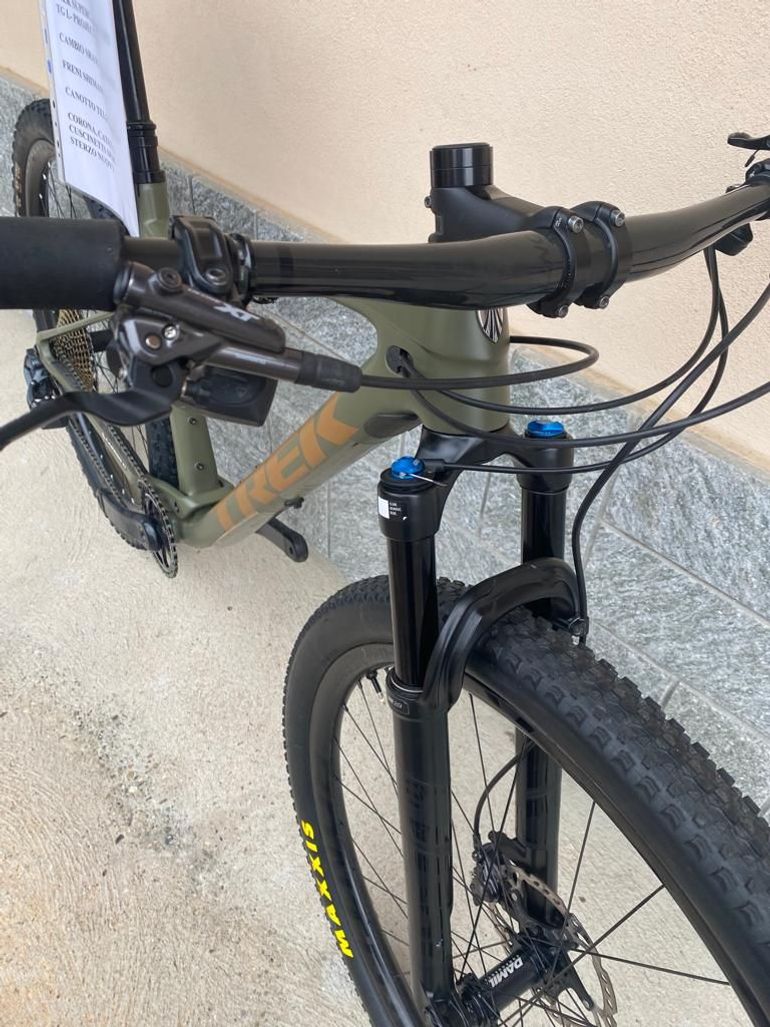 Trek Supercaliber 9.8 XT used in L | buycycle