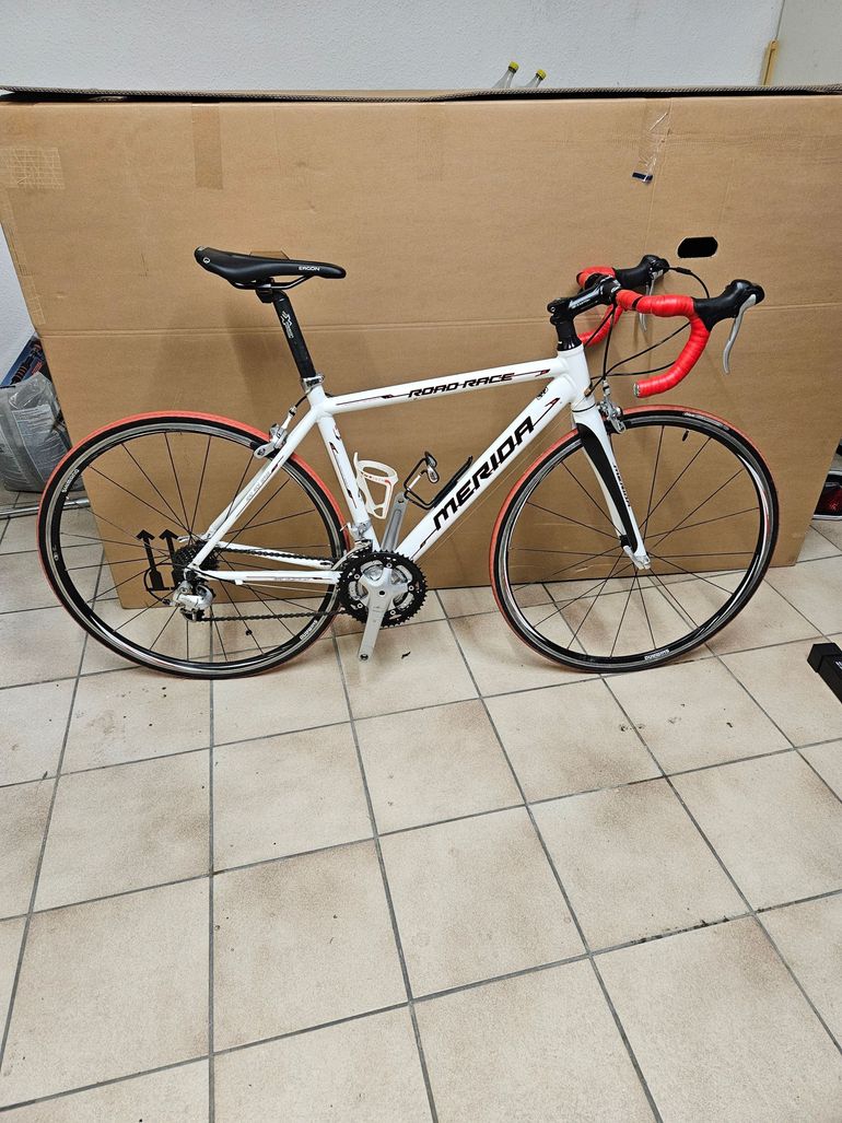 Achetez un vélo d'occasion Merida Road Race 901 en S | buycycle