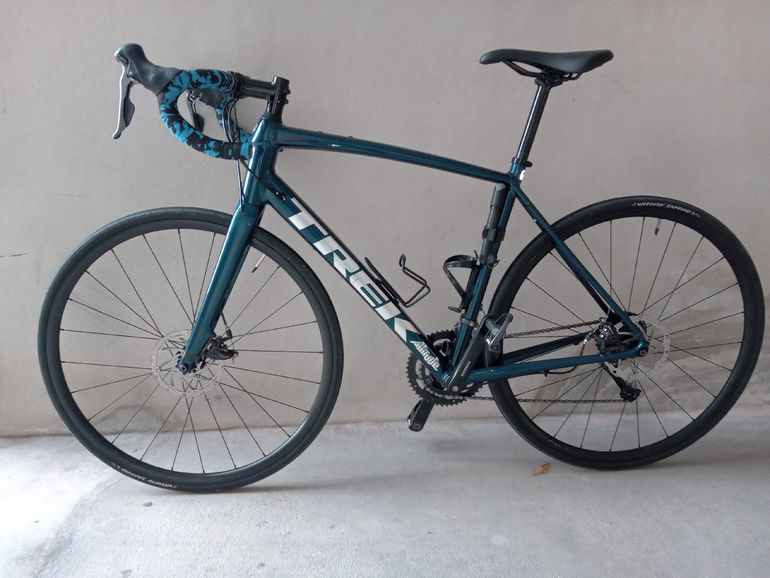 Trek Domane AL 2 Disc used in 56 cm | buycycle