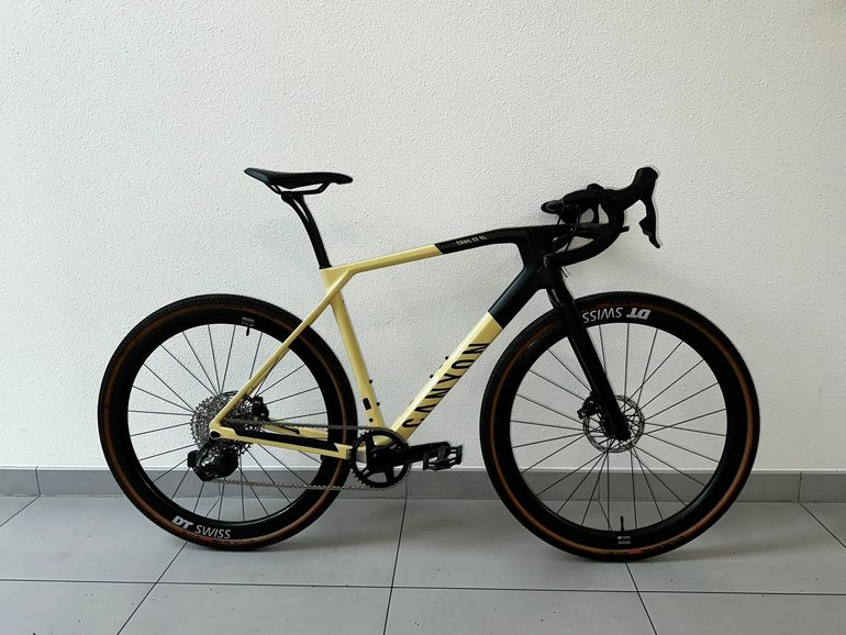 Achetez un vélo d'occasion Canyon Grail CF SL 7 eTap en M | buycycle