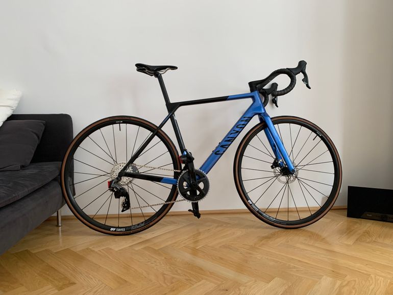 Canyon Ultimate CF SL 7 eTap used in M | buycycle