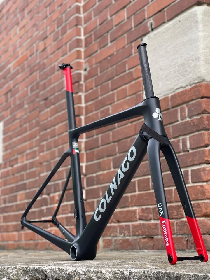 Colnago V4RS UAE Frame Set used in 48 cm | buycycle