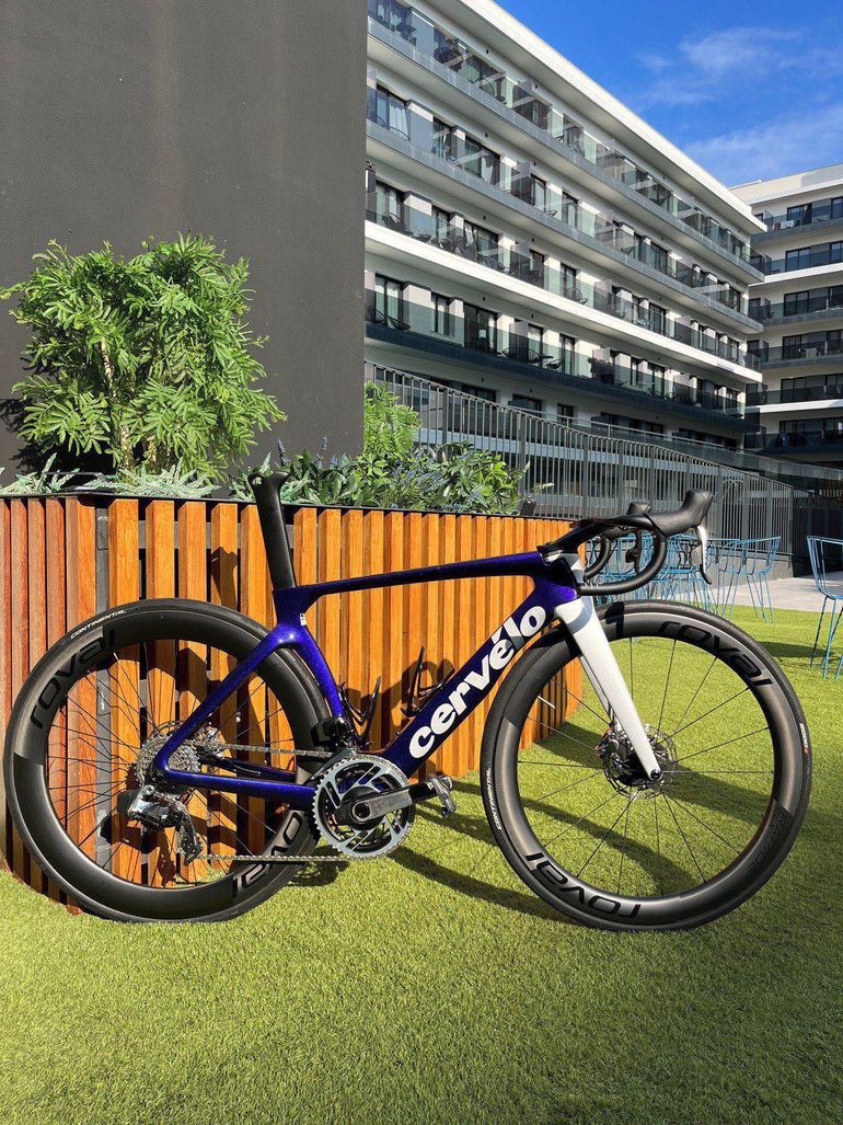 Achetez un vélo d'occasion Cervélo S5 Red eTap AXS en 51 cm | buycycle