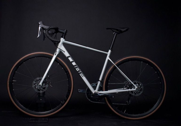 CUBE attain Pro used in 53 cm | buycycle