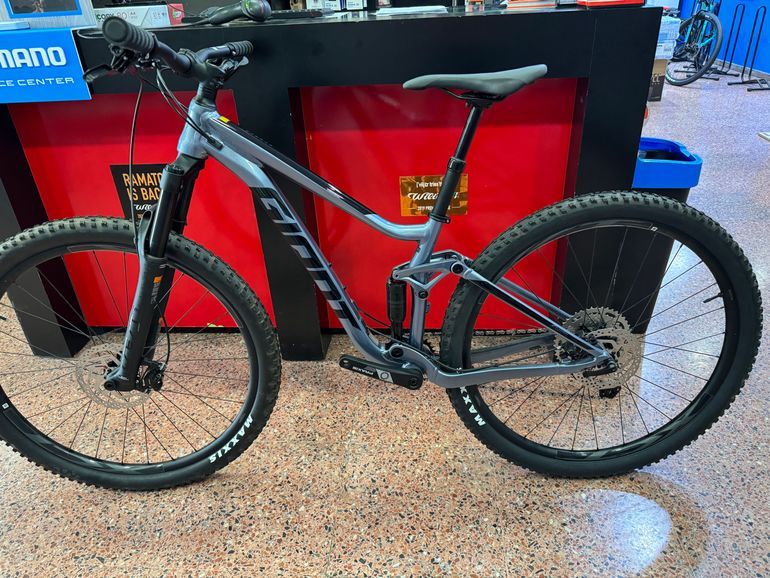 Giant Stance 29 2 used in S | buycycle