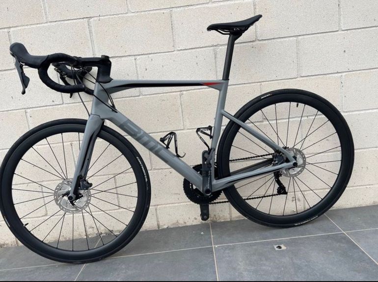 BMC Roadmachine 02 TWO gebraucht kaufen 54 cm | buycycle