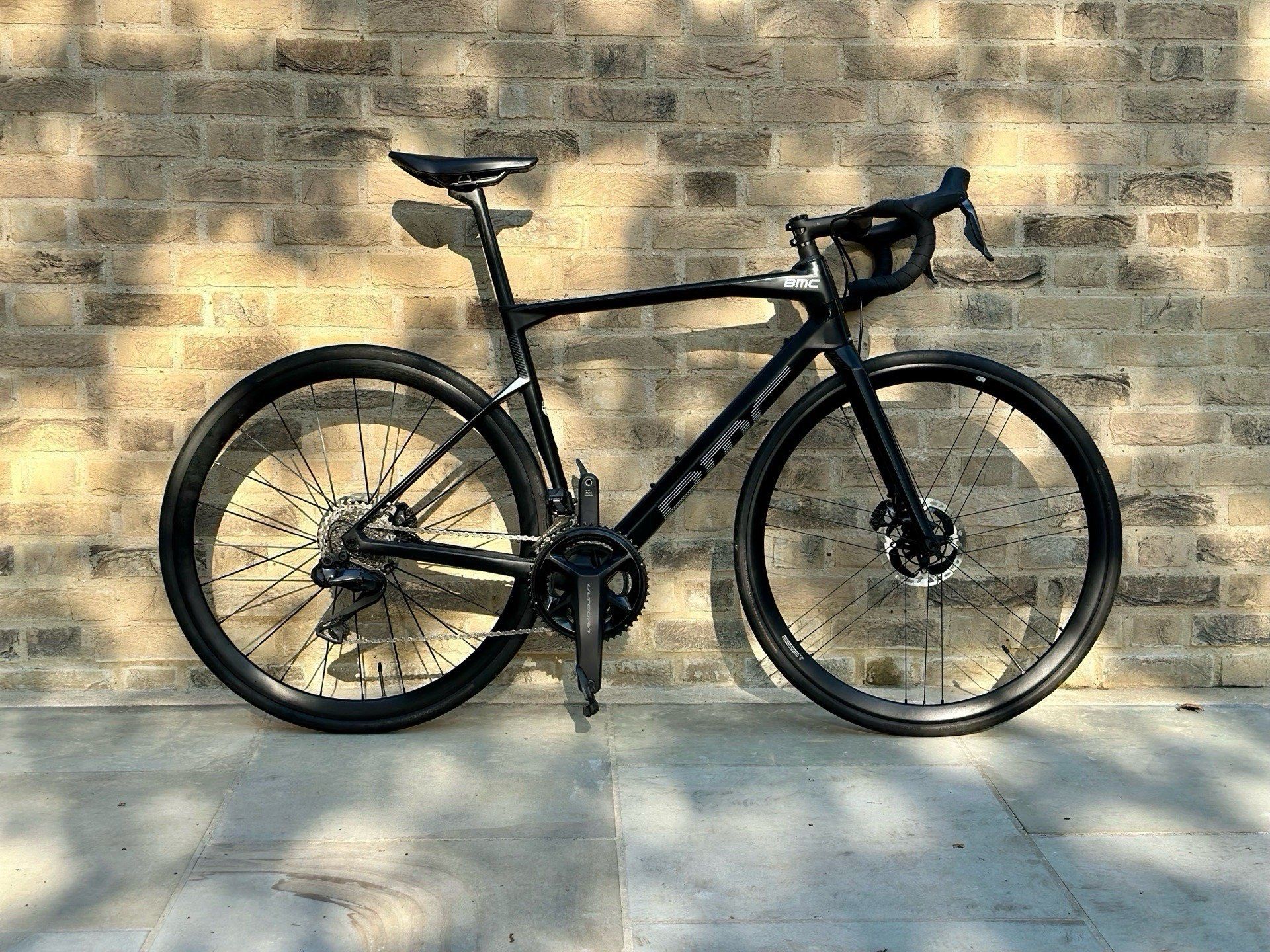 BMC Roadmachine 01 THREE used in 54 cm | buycycle