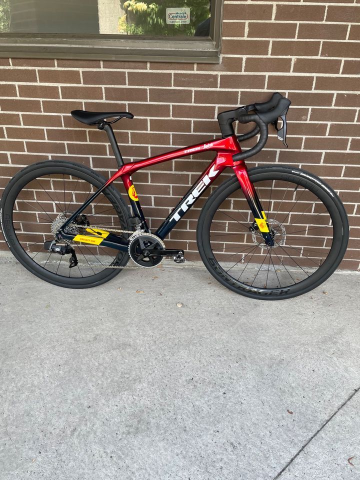 Trek Domane SLR 6 AXS Gen 4 used in 50 cm | buycycle