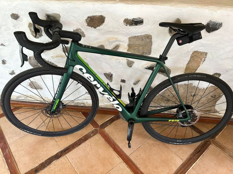 Cervélo R5 disc ltd edition green used in 56 cm | buycycle