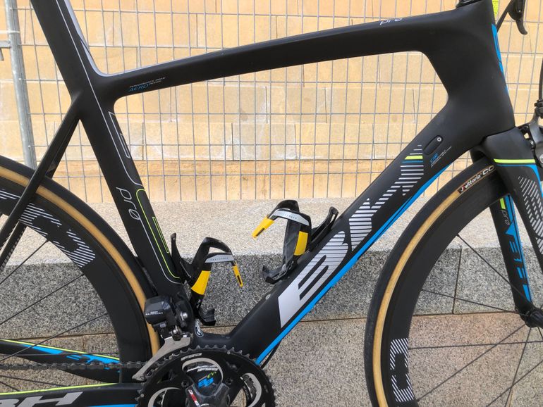 BH Bikes G6 PRO ULTEGRA DI2 used in 56 cm | buycycle