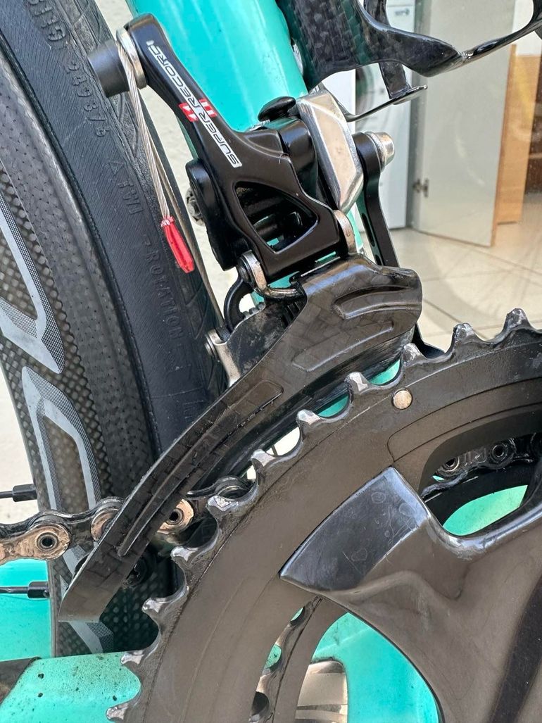 Bianchi Oltre XR3 Chorus used in 53 cm | buycycle