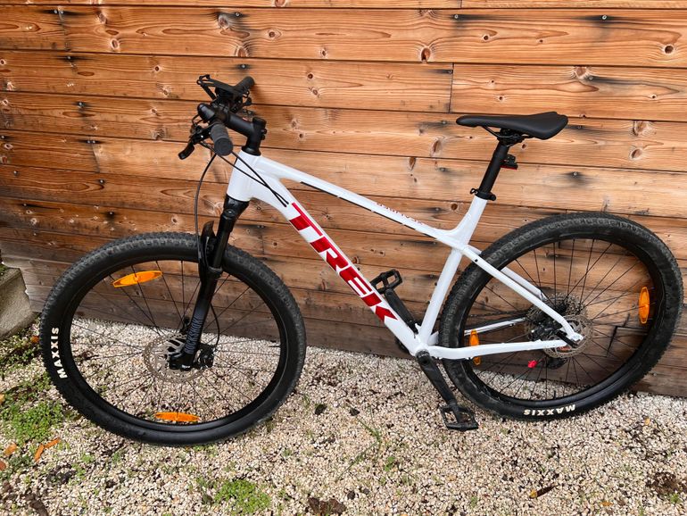 Trek X-Caliber 8 used in XL | buycycle