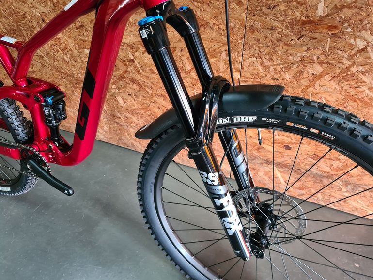 GT Force Comp utilizado en M | buycycle