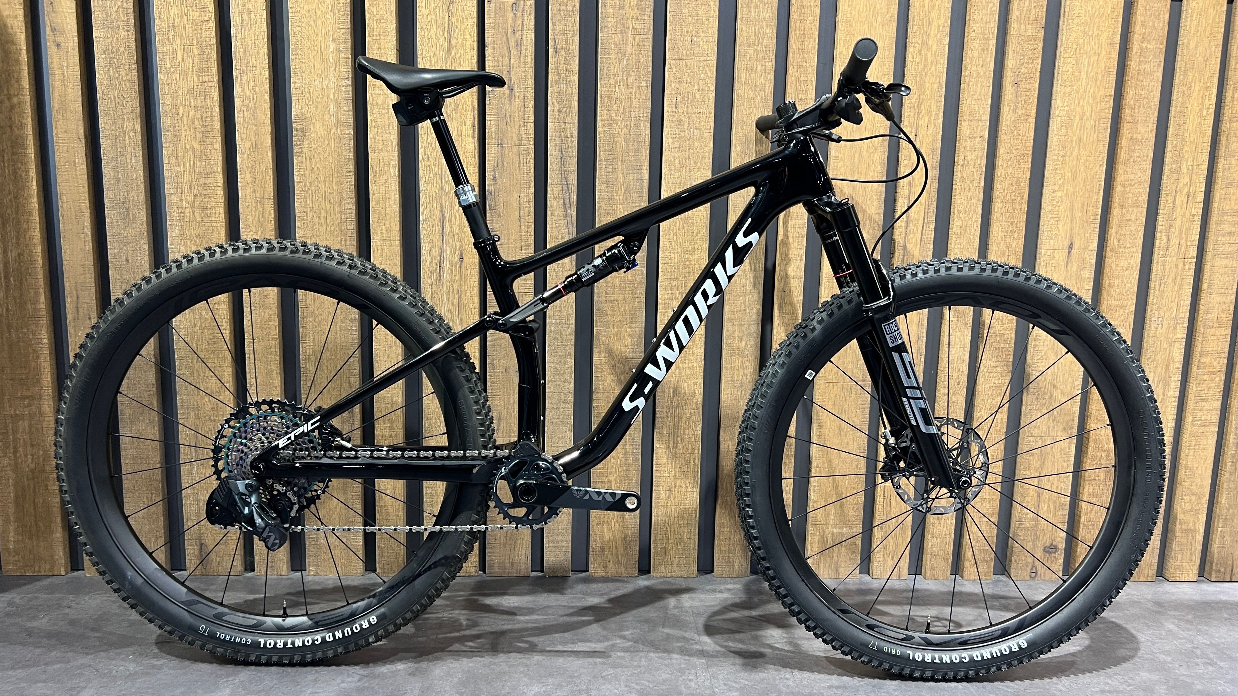 Specialized S-Works Epic EVO used in M | buycycle