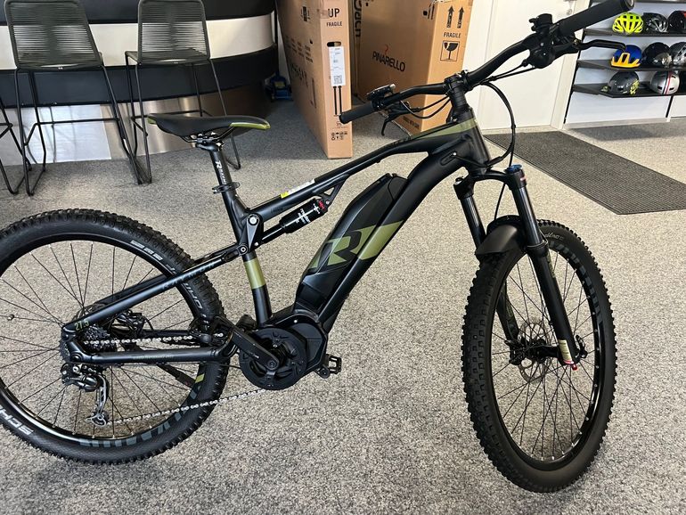 R RAYMON FullRay E-Seven 5.0 gebruikt in 44 cm | buycycle