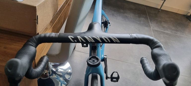 Canyon Aeroad CFR Disc MvdP used in XS | buycycle