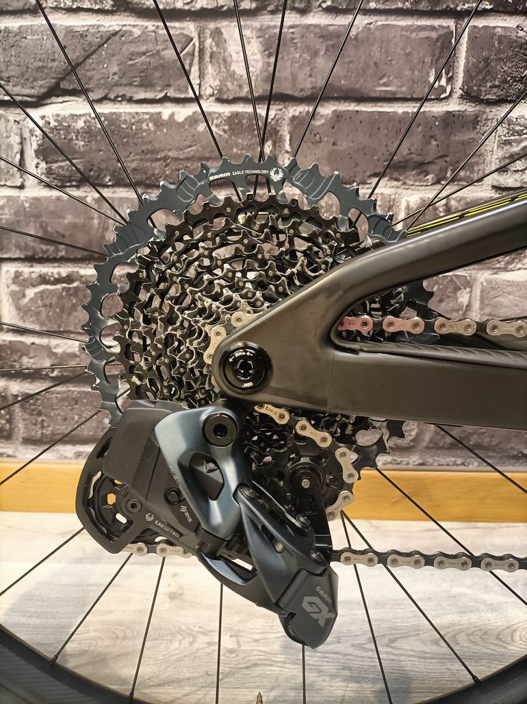 Scott Spark RC Team Issue AXS used in S | buycycle