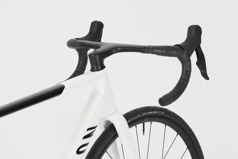 Canyon Ultimate CF SL 7 eTap used in M | buycycle