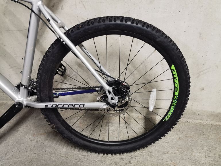 Carrera Valour Disc Mens Mountain Bike used in L | buycycle