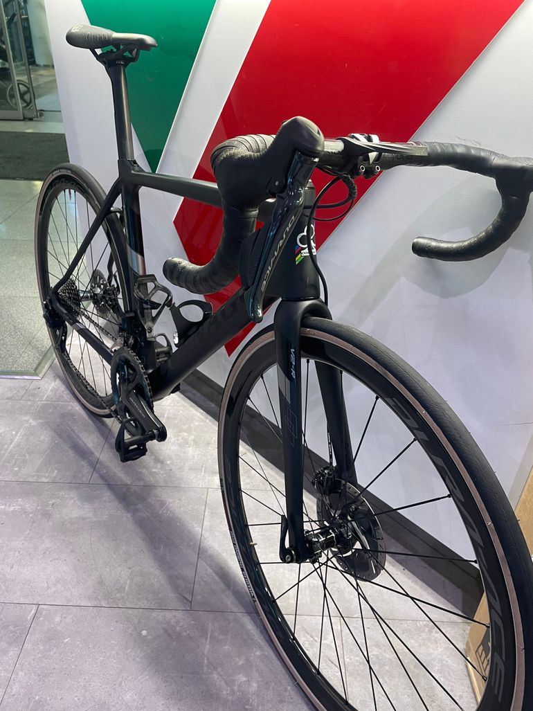 Colnago V2r disc utilizado en 54 cm | buycycle