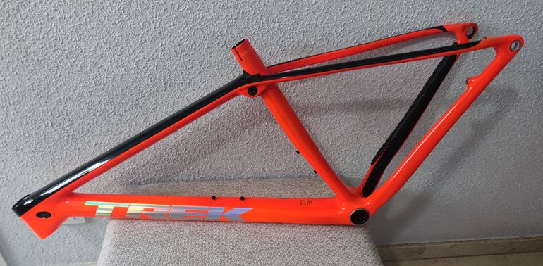 Trek Procaliber 9.8 SL Project One used in L | buycycle