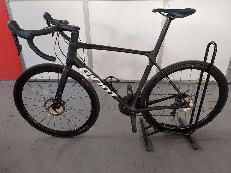 Giant TCR Advanced Pro Team Disc used in M | buycycle