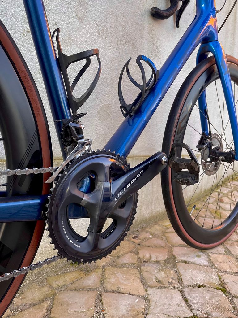 Scott Addict 10 disc carbon used in XL | buycycle