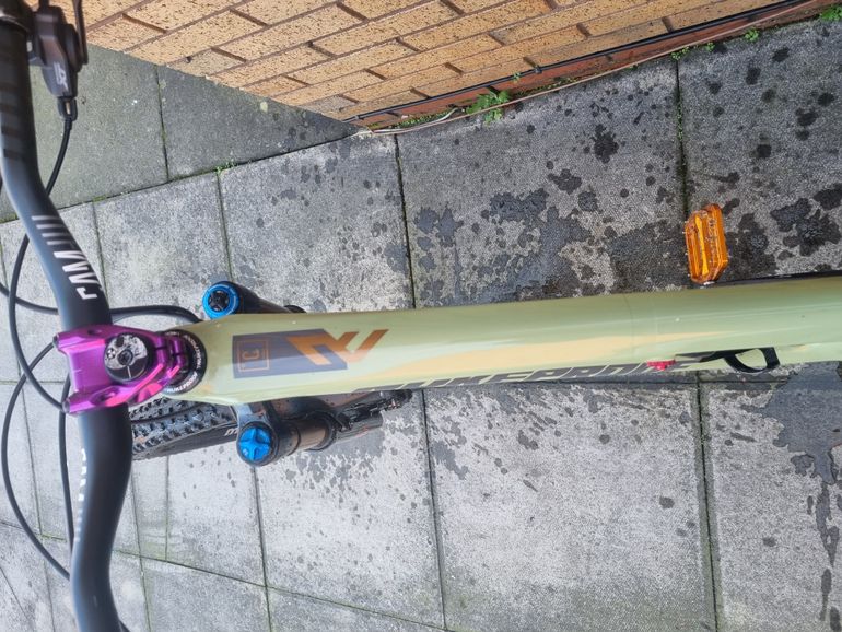 Nukeproof Reactor 290 Carbon Factory used in L | buycycle