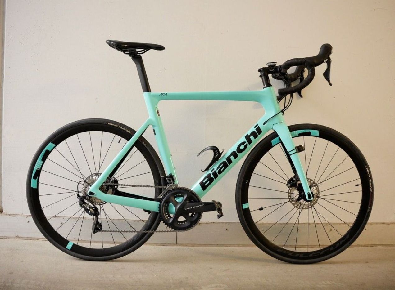 Bianchi Aria Disc Ultegra used in 59 cm | buycycle