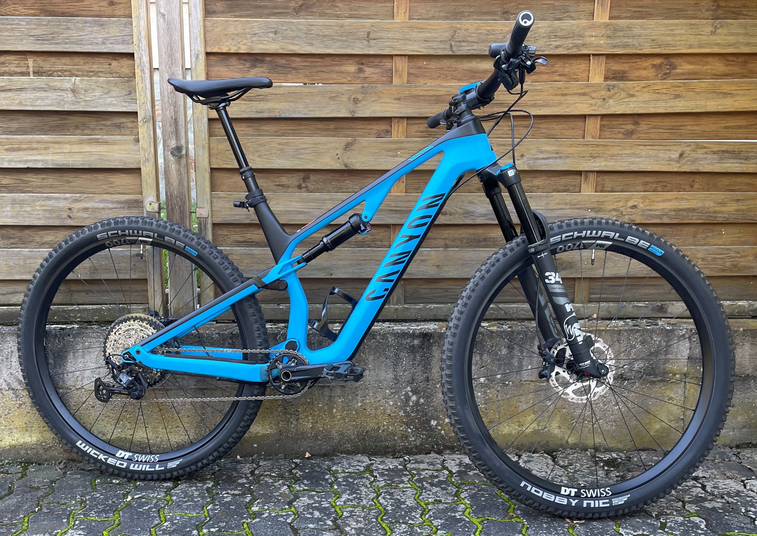 Canyon Neuron CF 8 used in L | buycycle