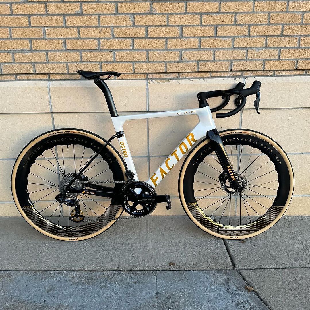 Factor Ostro VAM Custom used in 54 cm | buycycle